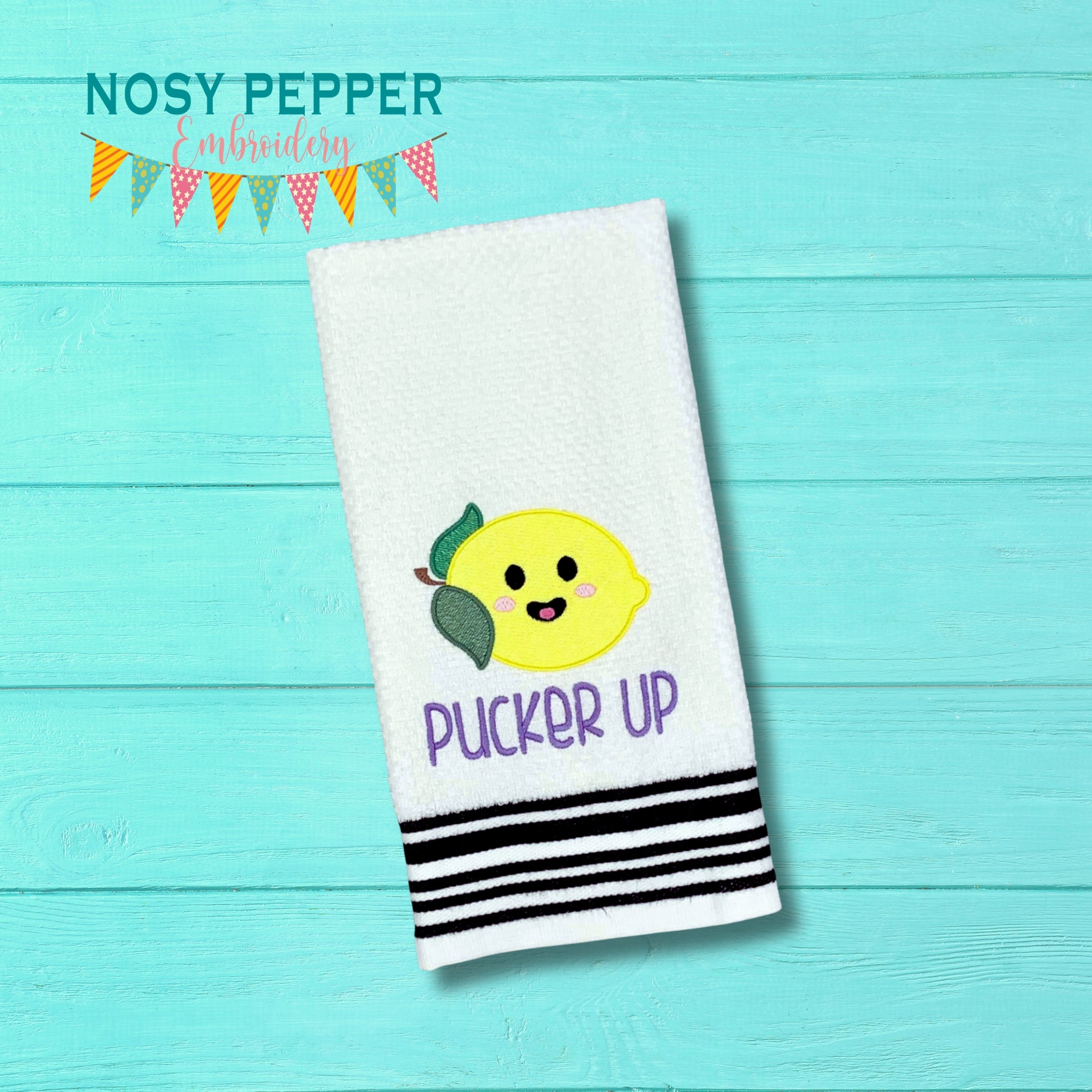 Pucker Up applique machine embroidery design (5 sizes included) DIGITA ...