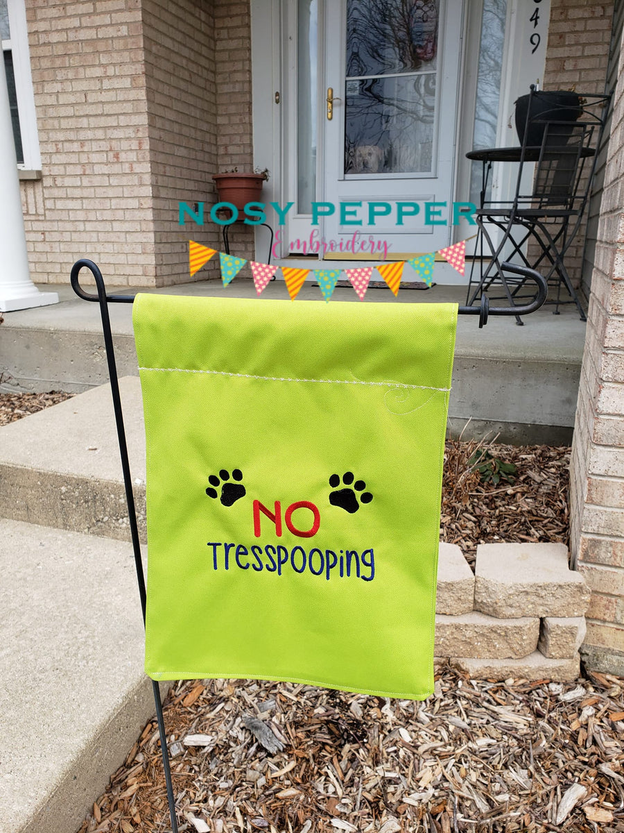 Garden Flag PDF Sewing Pattern DIGITAL DOWNLOAD – Nosy Pepper Patterns