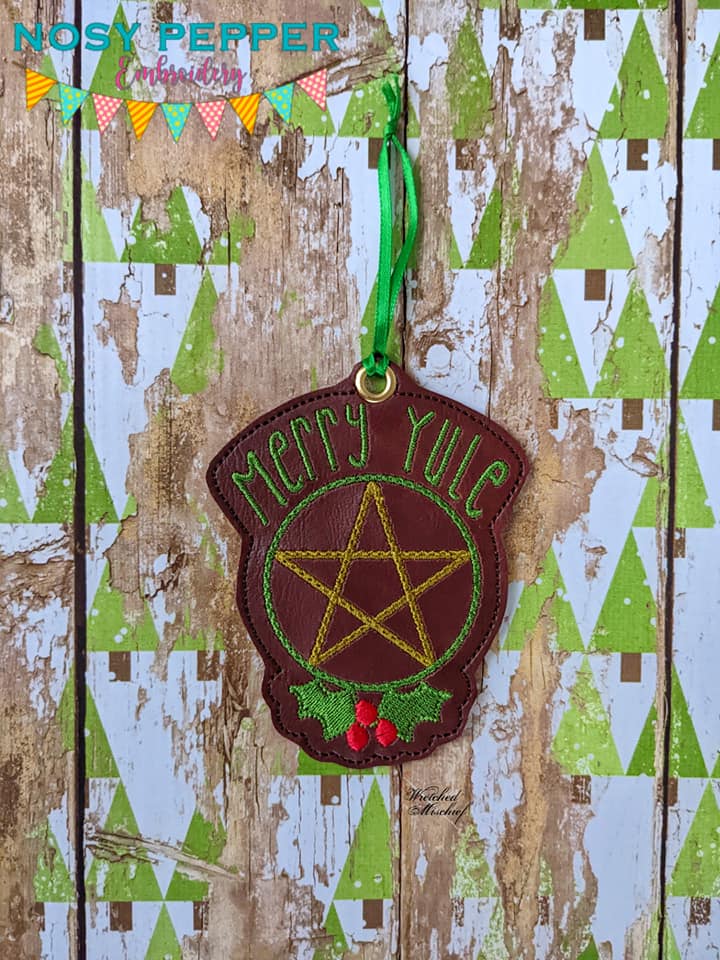 Merry Yule ornament 4x4 machine embroidery design DIGITAL DOWNLOAD ...